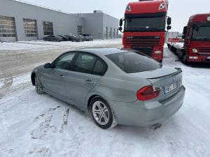 Pelēks BMW 318 2006 Šauļi, ar dzinēja tilpumu 2.00 L un nobraukumu 293 tūkst. km par 2000 €, foto 4 vietnē AUTOMOTO.COM.LV
