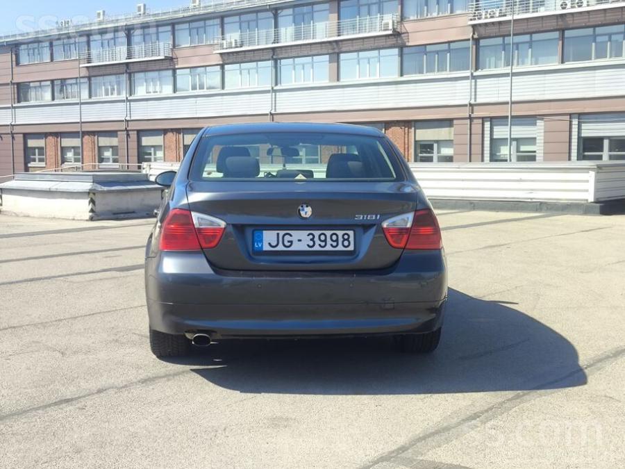 Pelēks BMW 318 2006 Rīga, ar dzinēja tilpumu 2.00 L un nobraukumu 215 tūkst. km par 2800 €, foto 5 vietnē AUTOMOTO.COM.LV