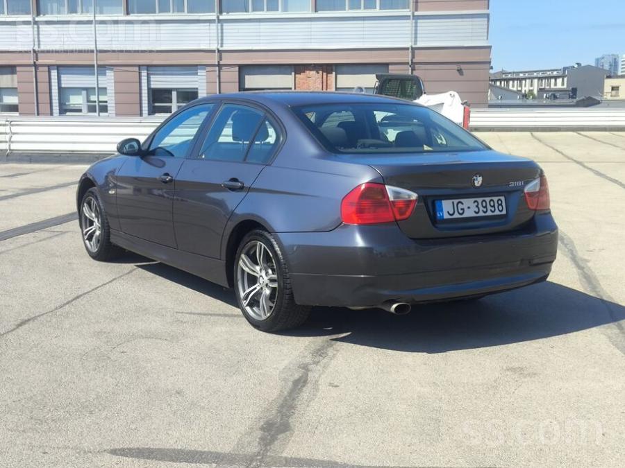 Pelēks BMW 318 2006 Rīga, ar dzinēja tilpumu 2.00 L un nobraukumu 215 tūkst. km par 2800 €, foto 6 vietnē AUTOMOTO.COM.LV