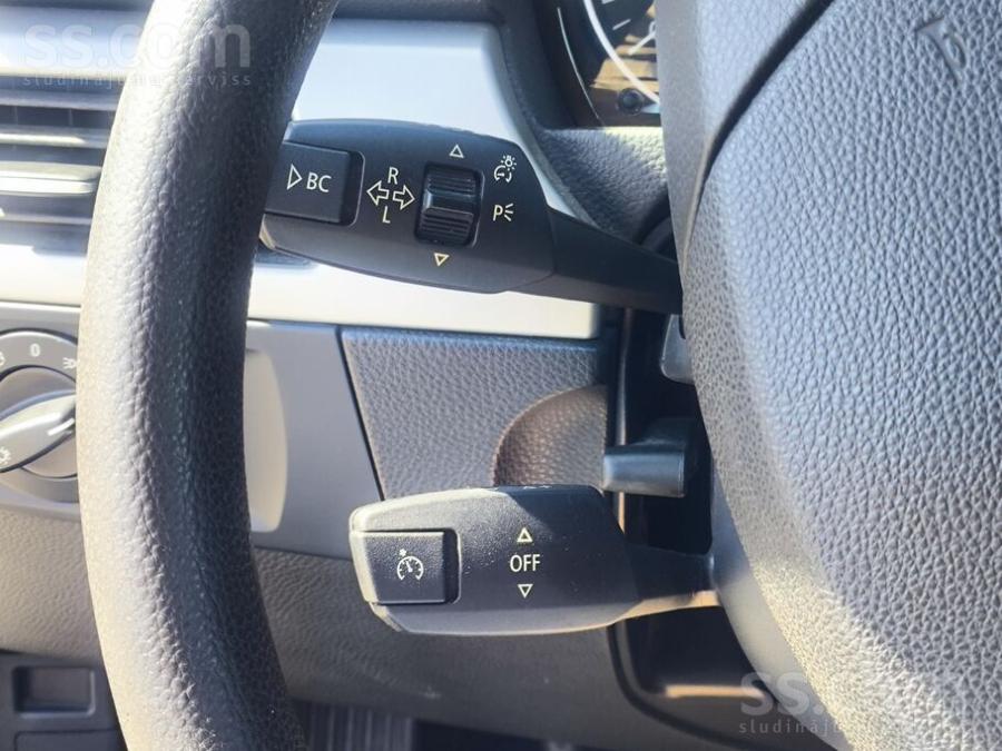 Pelēks BMW 318 2006 Rīga, ar dzinēja tilpumu 2.00 L un nobraukumu 215 tūkst. km par 2800 €, foto 15 vietnē AUTOMOTO.COM.LV