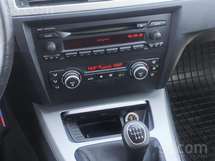 Pelēks BMW 318 2006 Rīga, ar dzinēja tilpumu 2.00 L un nobraukumu 215 tūkst. km par 2800 €, foto 17 vietnē AUTOMOTO.COM.LV
