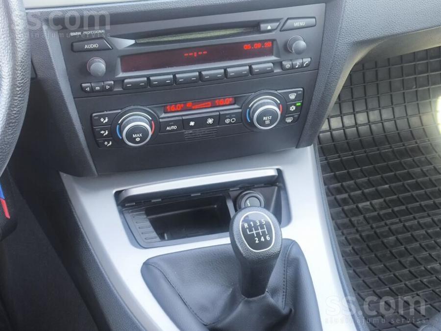 Pelēks BMW 318 2006 Rīga, ar dzinēja tilpumu 2.00 L un nobraukumu 215 tūkst. km par 2800 €, foto 19 vietnē AUTOMOTO.COM.LV