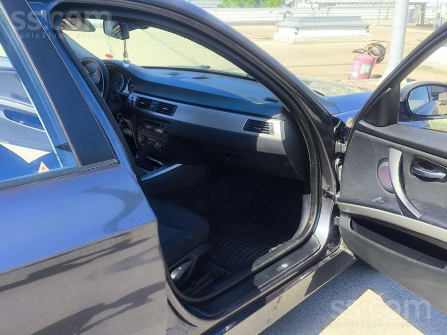 Pelēks BMW 318 2006 Rīga, ar dzinēja tilpumu 2.00 L un nobraukumu 215 tūkst. km par 2800 €, foto 22 vietnē AUTOMOTO.COM.LV