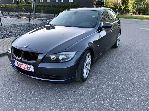 Pelēks BMW 318 2006 Kauņa, ar dzinēja tilpumu 2.00 L un nobraukumu 293 tūkst. km par 2400 €, foto 2 vietnē AUTOMOTO.COM.LV