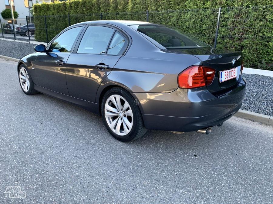 Pelēks BMW 318 2006 Kauņa, ar dzinēja tilpumu 2.00 L un nobraukumu 293 tūkst. km par 2400 €, foto 5 vietnē AUTOMOTO.COM.LV
