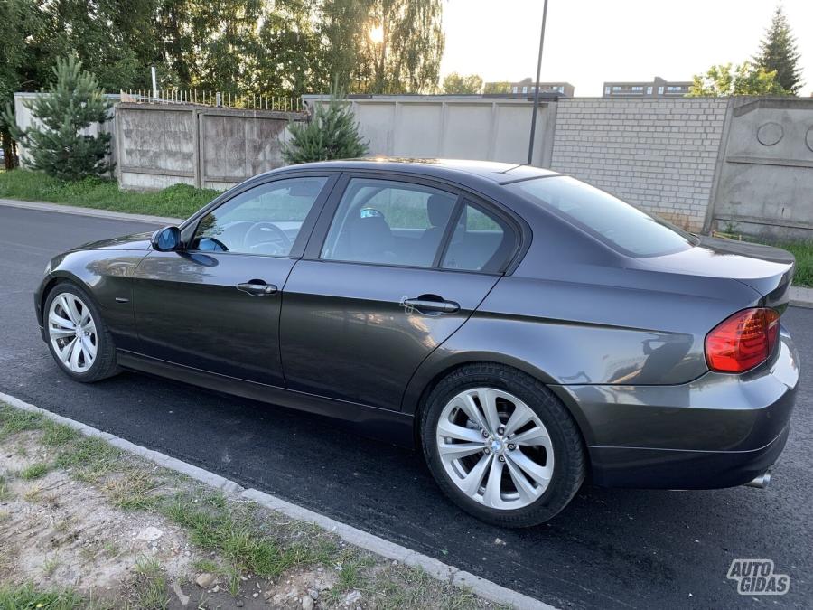 Pelēks BMW 318 2006 Kauņa, ar dzinēja tilpumu 2.00 L un nobraukumu 293 tūkst. km par 2400 €, foto 23 vietnē AUTOMOTO.COM.LV