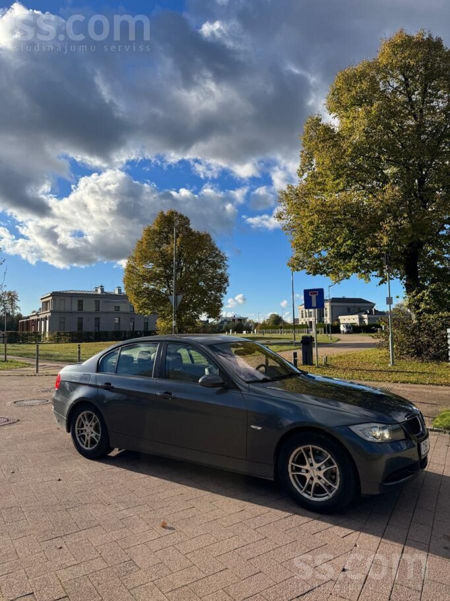 Grey BMW 318 2006 in Riga, with an engine capacity of 1.80 L and mileage of 221 thousand km for 2200 €, photo 5 on AUTOMOTO.COM.LV