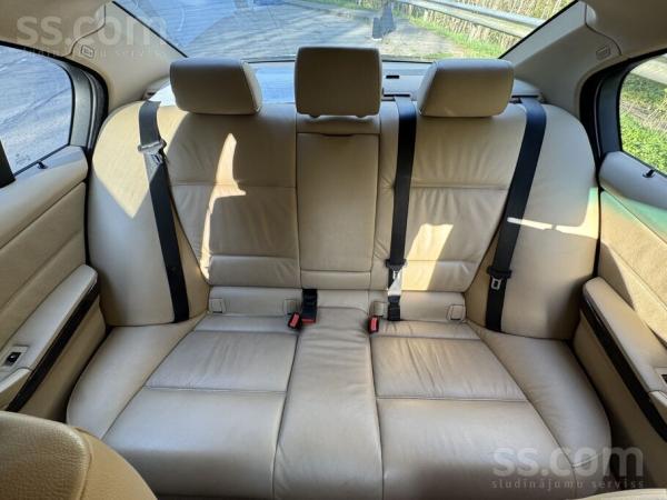 Pelēks BMW 318 2006 Rīga, ar dzinēja tilpumu 1.80 L un nobraukumu 221 tūkst. km par 2200 €, foto 7 vietnē AUTOMOTO.COM.LV