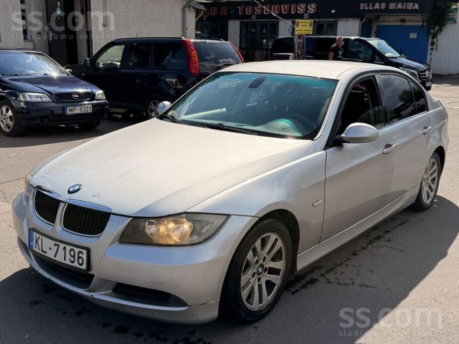 Pelēks BMW 318 2006 Rīga, ar dzinēja tilpumu 2.00 L un nobraukumu 507 tūkst. km par 1950 €, foto 3 vietnē AUTOMOTO.COM.LV