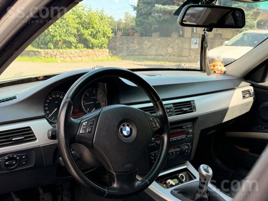Pelēks BMW 318 2006 Rīga, ar dzinēja tilpumu 2.00 L un nobraukumu 507 tūkst. km par 1950 €, foto 8 vietnē AUTOMOTO.COM.LV