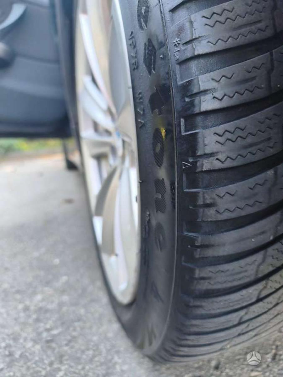 Pelēks BMW 318 2006 Viļņa, ar dzinēja tilpumu 2.00 L un nobraukumu 40 tūkst. km par 1999 €, foto 9 vietnē AUTOMOTO.COM.LV