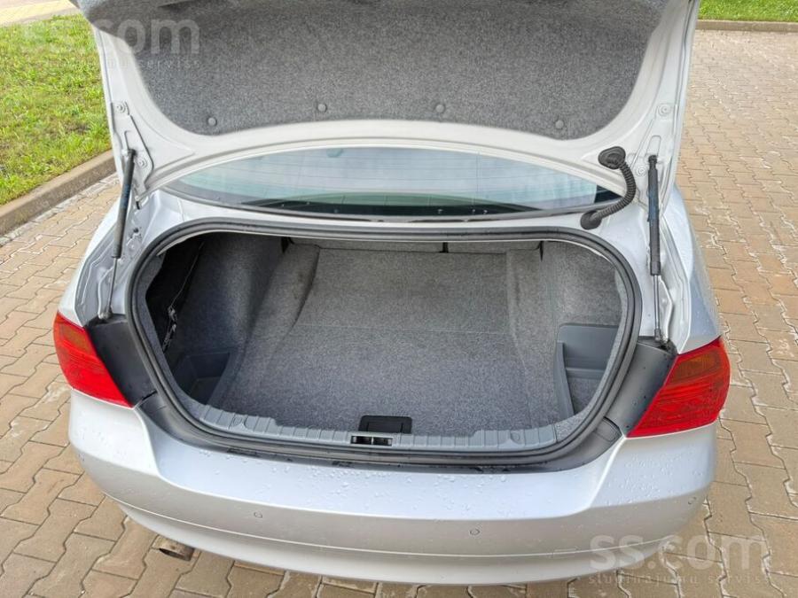 Pelēks BMW 318 2006 Rīga, ar dzinēja tilpumu 2.00 L un nobraukumu 259 tūkst. km par 3150 €, foto 20 vietnē AUTOMOTO.COM.LV