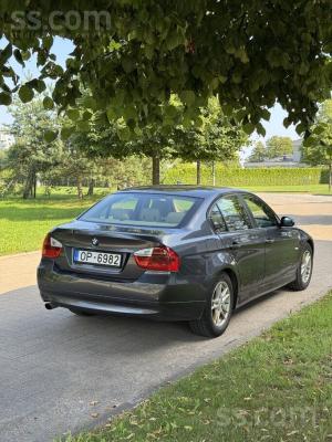 Grey BMW 318 2006 in Riga, with an engine capacity of 1.80 L and mileage of 221 thousand km for 2000 €, photo 6 on AUTOMOTO.COM.LV