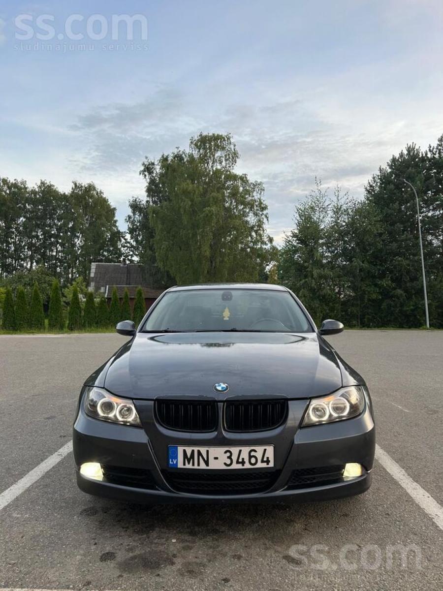 Grey BMW 318 2006 in Gulbene, with an engine capacity of 2.00 L and mileage of 377 thousand km for 2200 €, photo 1 on AUTOMOTO.COM.LV