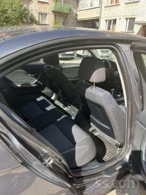 Grey BMW 318 2006 in Riga, with an engine capacity of 2.00 L and mileage of 290 thousand km for 2500 €, photo 10 on AUTOMOTO.COM.LV