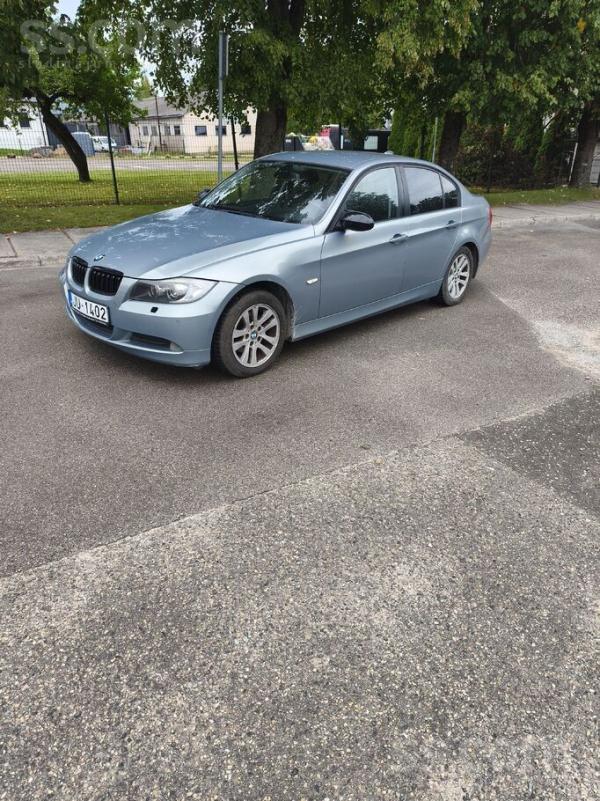 Pelēks BMW 318 2006 Kuldīga, ar dzinēja tilpumu 2.00 L un nobraukumu 0 tūkst. km par 1850 €, foto 3 vietnē AUTOMOTO.COM.LV