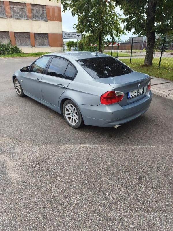Pelēks BMW 318 2006 Kuldīga, ar dzinēja tilpumu 2.00 L un nobraukumu 0 tūkst. km par 1850 €, foto 5 vietnē AUTOMOTO.COM.LV