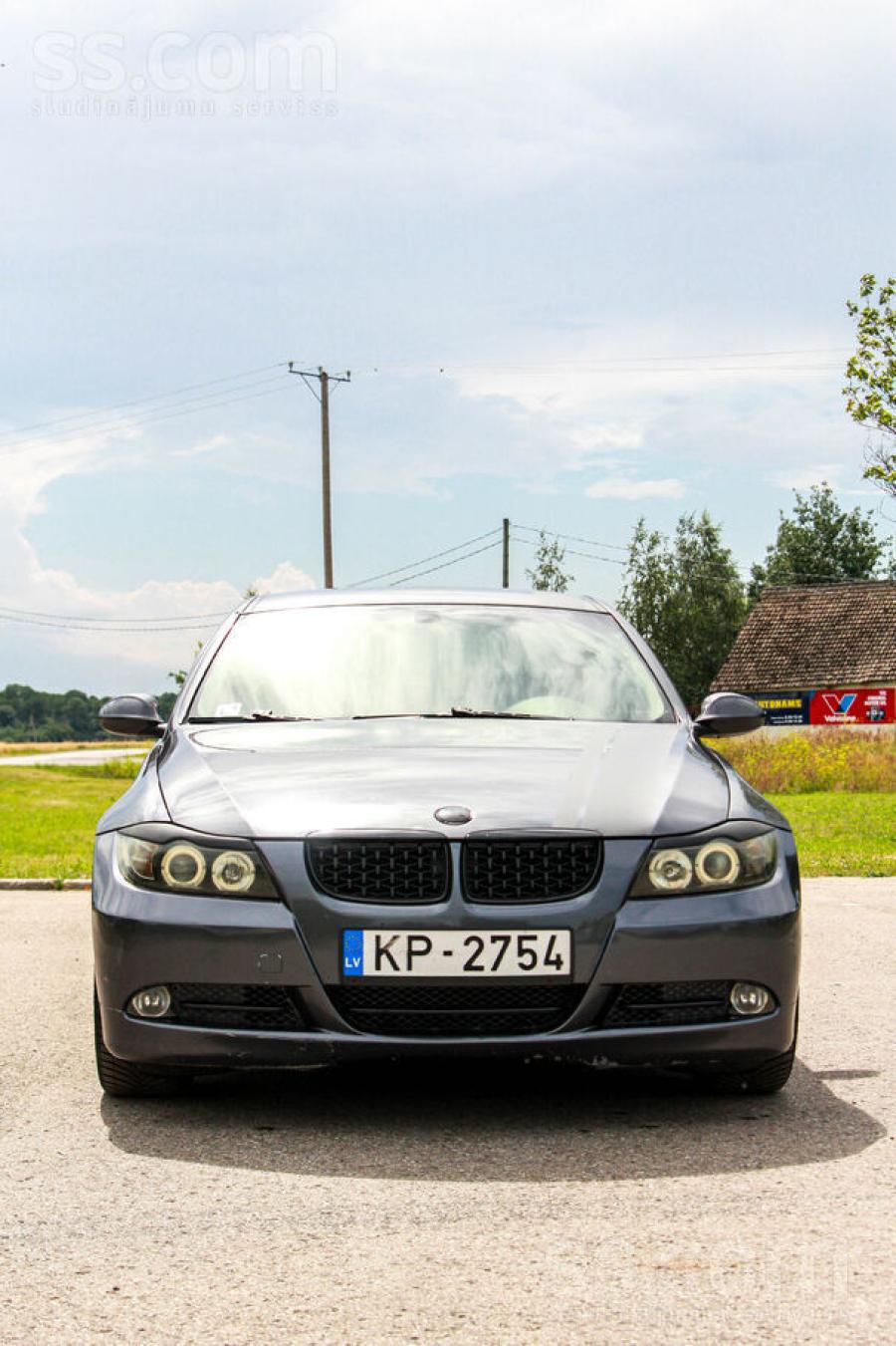 Grey BMW 318 2007 in Bauska, with an engine capacity of 2.00 L and mileage of 435 thousand km for 2000 €, photo 4 on AUTOMOTO.COM.LV