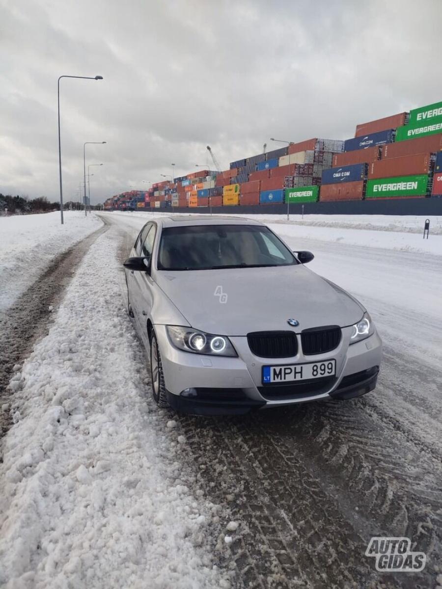 Pelēks BMW 318 2007 Klaipėda, ar dzinēja tilpumu 1.80 L un nobraukumu 303 tūkst. km par 3000 €, foto 2 vietnē AUTOMOTO.COM.LV