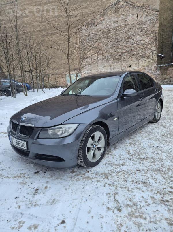 Pelēks BMW 318 2007 Rīga, ar dzinēja tilpumu 2.00 L un nobraukumu 396 tūkst. km par 2700 €, foto 1 vietnē AUTOMOTO.COM.LV