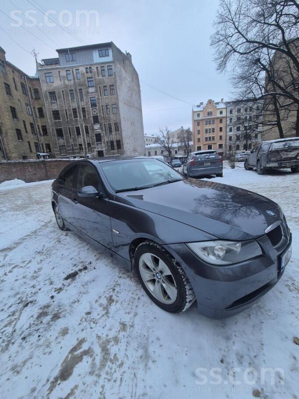 Pelēks BMW 318 2007 Rīga, ar dzinēja tilpumu 2.00 L un nobraukumu 396 tūkst. km par 2700 €, foto 3 vietnē AUTOMOTO.COM.LV