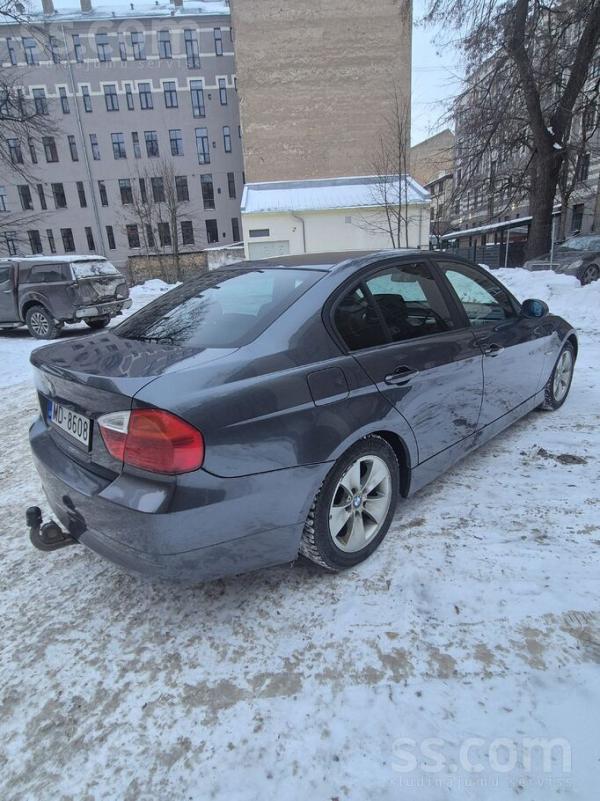 Pelēks BMW 318 2007 Rīga, ar dzinēja tilpumu 2.00 L un nobraukumu 396 tūkst. km par 2700 €, foto 4 vietnē AUTOMOTO.COM.LV