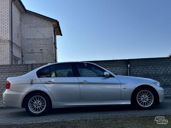 Pelēks BMW 318 2007 Kauņa, ar dzinēja tilpumu 2.00 L un nobraukumu 229 tūkst. km par 2950 €, foto 2 vietnē AUTOMOTO.COM.LV