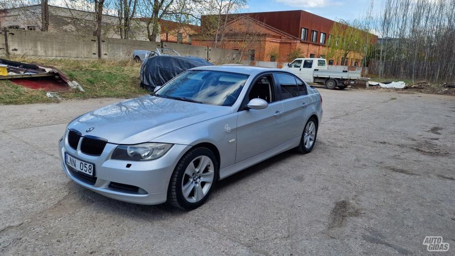 Pelēks BMW 318 2007 Kauņa, ar dzinēja tilpumu 2.00 L un nobraukumu 272 tūkst. km par 2750 €, foto 1 vietnē AUTOMOTO.COM.LV