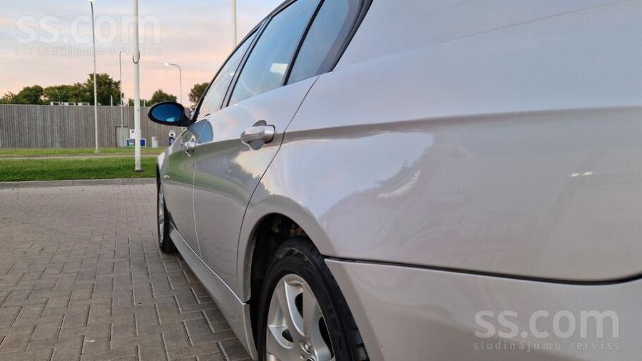 Pelēks BMW 318 2007 Jelgava, ar dzinēja tilpumu 2.00 L un nobraukumu 240 tūkst. km par 3550 €, foto 26 vietnē AUTOMOTO.COM.LV
