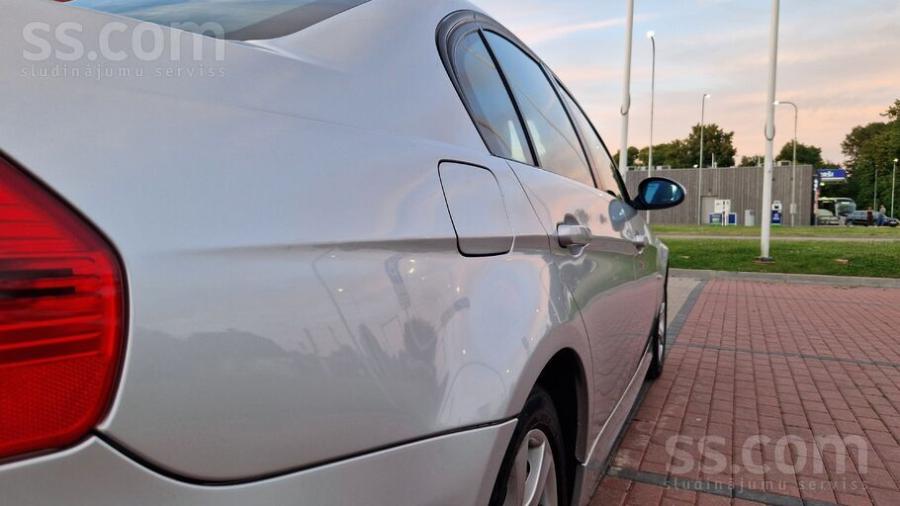 Pelēks BMW 318 2007 Jelgava, ar dzinēja tilpumu 2.00 L un nobraukumu 240 tūkst. km par 3550 €, foto 27 vietnē AUTOMOTO.COM.LV