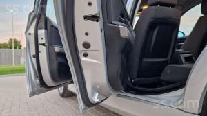 Pelēks BMW 318 2007 Jelgava, ar dzinēja tilpumu 2.00 L un nobraukumu 240 tūkst. km par 3550 €, foto 32 vietnē AUTOMOTO.COM.LV