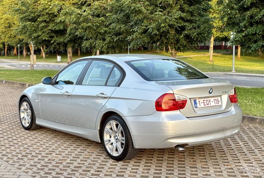 Grey BMW 318 2007 in Silale, with an engine capacity of 2.00 L and mileage of 324 thousand km for 3999 €, photo 9 on AUTOMOTO.COM.LV