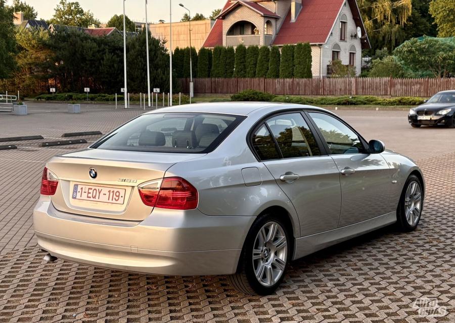 Grey BMW 318 2007 in Silale, with an engine capacity of 2.00 L and mileage of 324 thousand km for 3999 €, photo 11 on AUTOMOTO.COM.LV