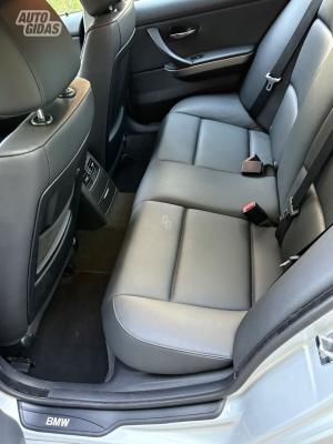Grey BMW 318 2007 in Silale, with an engine capacity of 2.00 L and mileage of 324 thousand km for 3999 €, photo 16 on AUTOMOTO.COM.LV