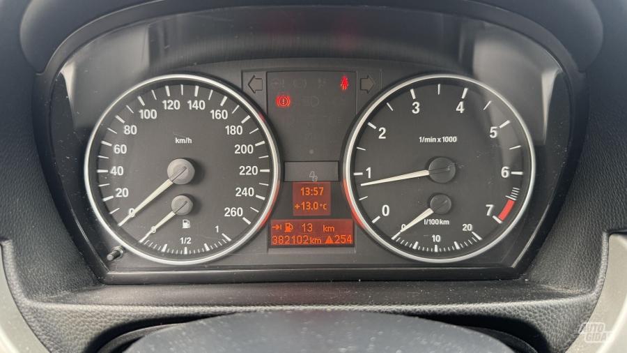 Grey BMW 318 2007 in Vilnius, with an engine capacity of 2.00 L and mileage of 382 thousand km for 1800 €, photo 12 on AUTOMOTO.COM.LV