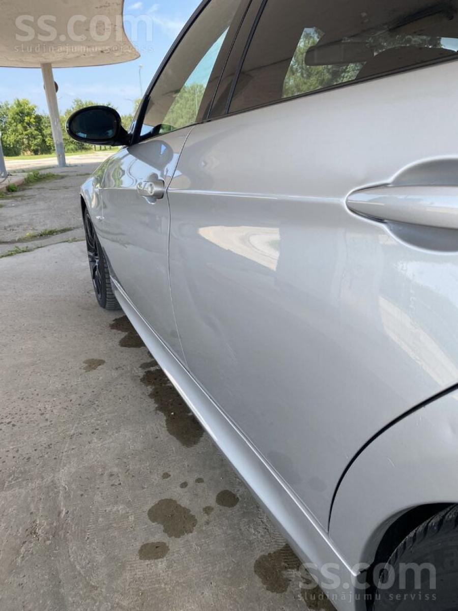 Grey BMW 318 2007 in Ogre, with an engine capacity of 2.00 L and mileage of 317 thousand km for 4490 €, photo 4 on AUTOMOTO.COM.LV