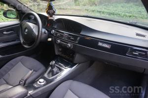 Grey BMW 318 2007 in Jurmala, with an engine capacity of 2.00 L and mileage of 371 thousand km for 2799 €, photo 15 on AUTOMOTO.COM.LV