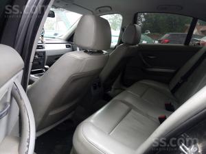 Grey BMW 318 2007 in Jurmala, with an engine capacity of 2.00 L and mileage of 371 thousand km for 2799 €, photo 22 on AUTOMOTO.COM.LV