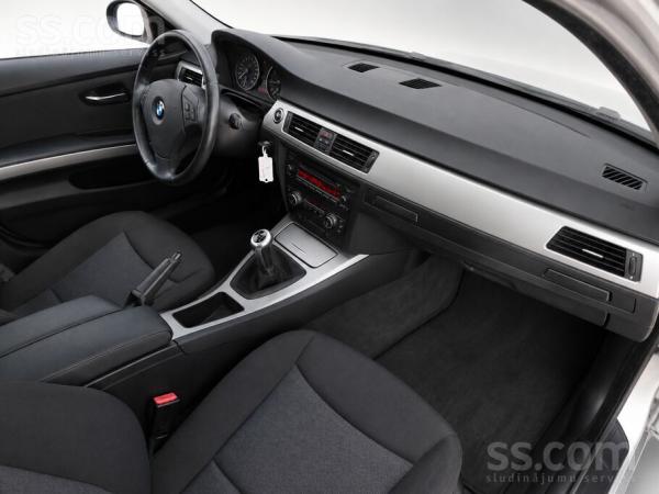 Grey BMW 318 2007 in Riga, with an engine capacity of 2.00 L and mileage of 171 thousand km for 4650 €, photo 9 on AUTOMOTO.COM.LV