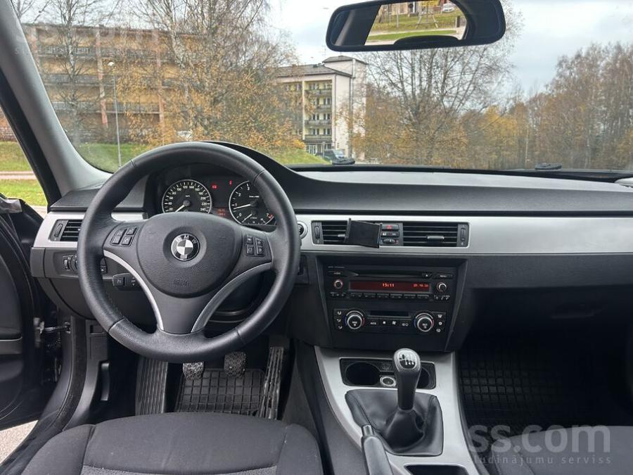 Pelēks BMW 318 2007 Cēsis, ar dzinēja tilpumu 2.00 L un nobraukumu 254 tūkst. km par 2400 €, foto 11 vietnē AUTOMOTO.COM.LV