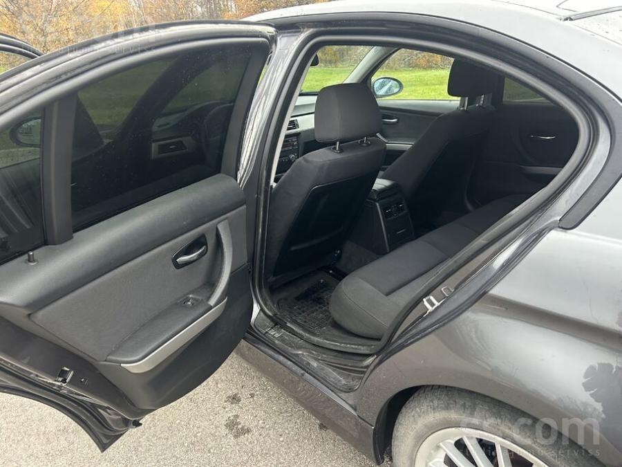 Pelēks BMW 318 2007 Cēsis, ar dzinēja tilpumu 2.00 L un nobraukumu 254 tūkst. km par 2400 €, foto 14 vietnē AUTOMOTO.COM.LV