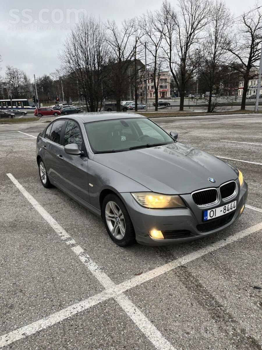 Grey BMW 318 2008 in Riga, with an engine capacity of 2.00 L and mileage of 450 thousand km for 3330 €, photo 4 on AUTOMOTO.COM.LV
