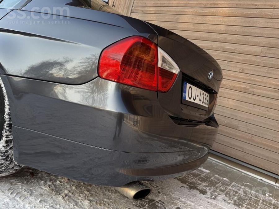 Pelēks BMW 318 2008 Jelgava, ar dzinēja tilpumu 2.00 L un nobraukumu 291 tūkst. km par 4250 €, foto 23 vietnē AUTOMOTO.COM.LV