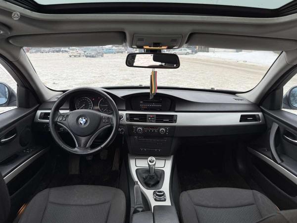Pelēks BMW 318 2008 Alīta, ar dzinēja tilpumu 2.00 L un nobraukumu 335 tūkst. km par 3350 €, foto 8 vietnē AUTOMOTO.COM.LV