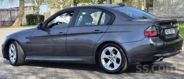 Grey BMW 318 2008 in Tukums, with an engine capacity of 2.00 L and mileage of 353 thousand km for 2860 €, photo 8 on AUTOMOTO.COM.LV