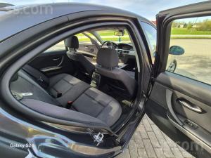 Grey BMW 318 2008 in Tukums, with an engine capacity of 2.00 L and mileage of 353 thousand km for 2860 €, photo 12 on AUTOMOTO.COM.LV