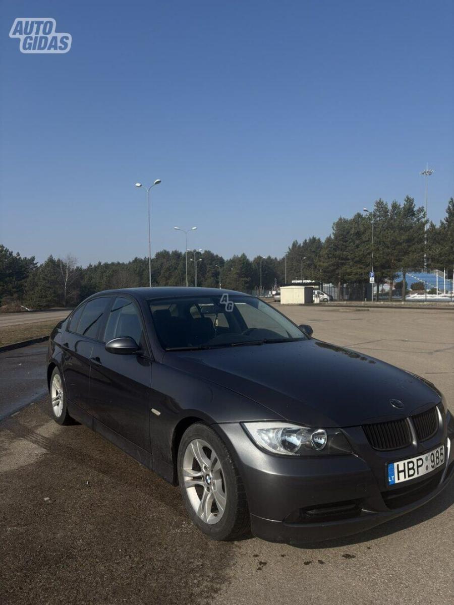 Pelēks BMW 318 2008 Utena, ar dzinēja tilpumu 2.00 L un nobraukumu 328 tūkst. km par 4300 €, foto 1 vietnē AUTOMOTO.COM.LV