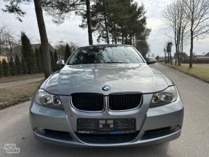 Grey BMW 318 2008 in Kelme, with an engine capacity of 2.00 L and mileage of 326 thousand km for 2800 €, photo 9 on AUTOMOTO.COM.LV