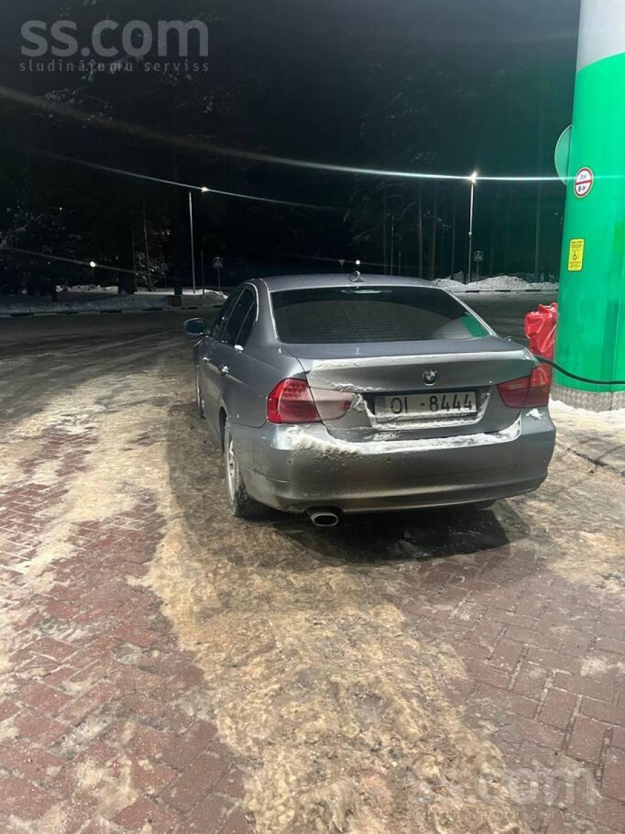 Pelēks BMW 318 2008 Rīga, ar dzinēja tilpumu 2.00 L un nobraukumu 460 tūkst. km par 3750 €, foto 7 vietnē AUTOMOTO.COM.LV