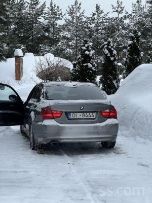 Pelēks BMW 318 2008 Rīga, ar dzinēja tilpumu 2.00 L un nobraukumu 460 tūkst. km par 3750 €, foto 8 vietnē AUTOMOTO.COM.LV